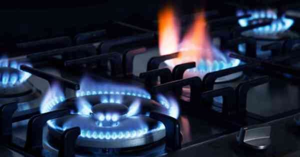 Gas Stove Fading Flames? How Dubai’s Air Affects Performance